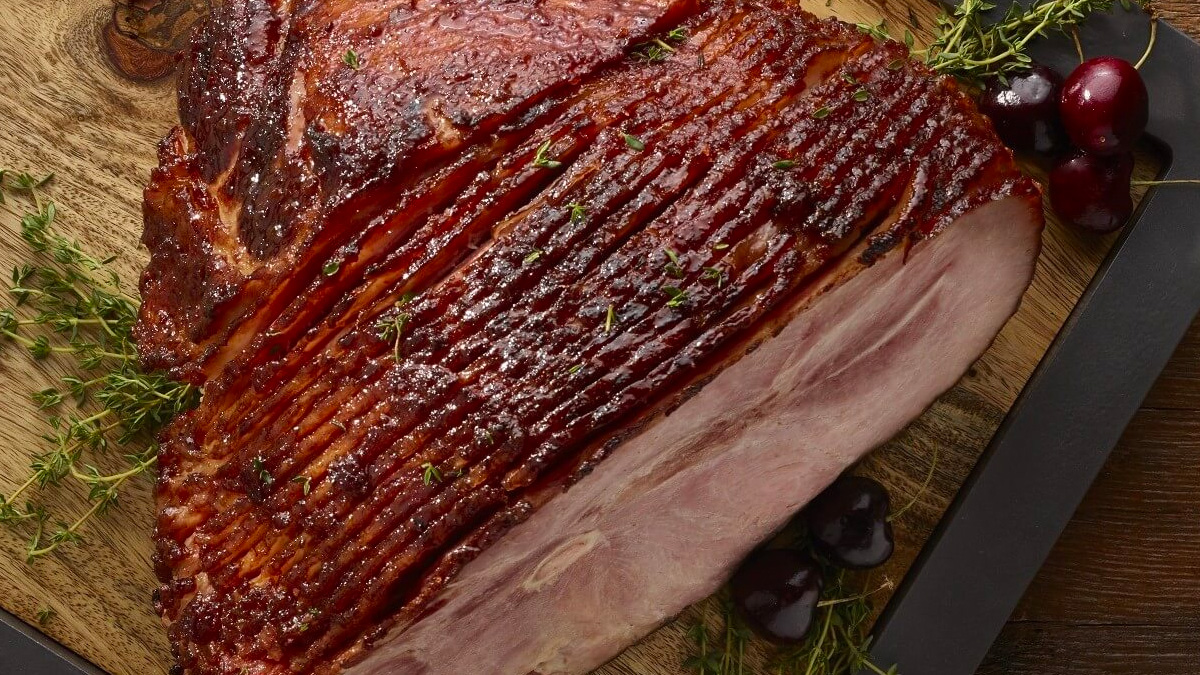 Classic Smoked Boneless Sliced Ham - HORMEL® CURE 81® Ham