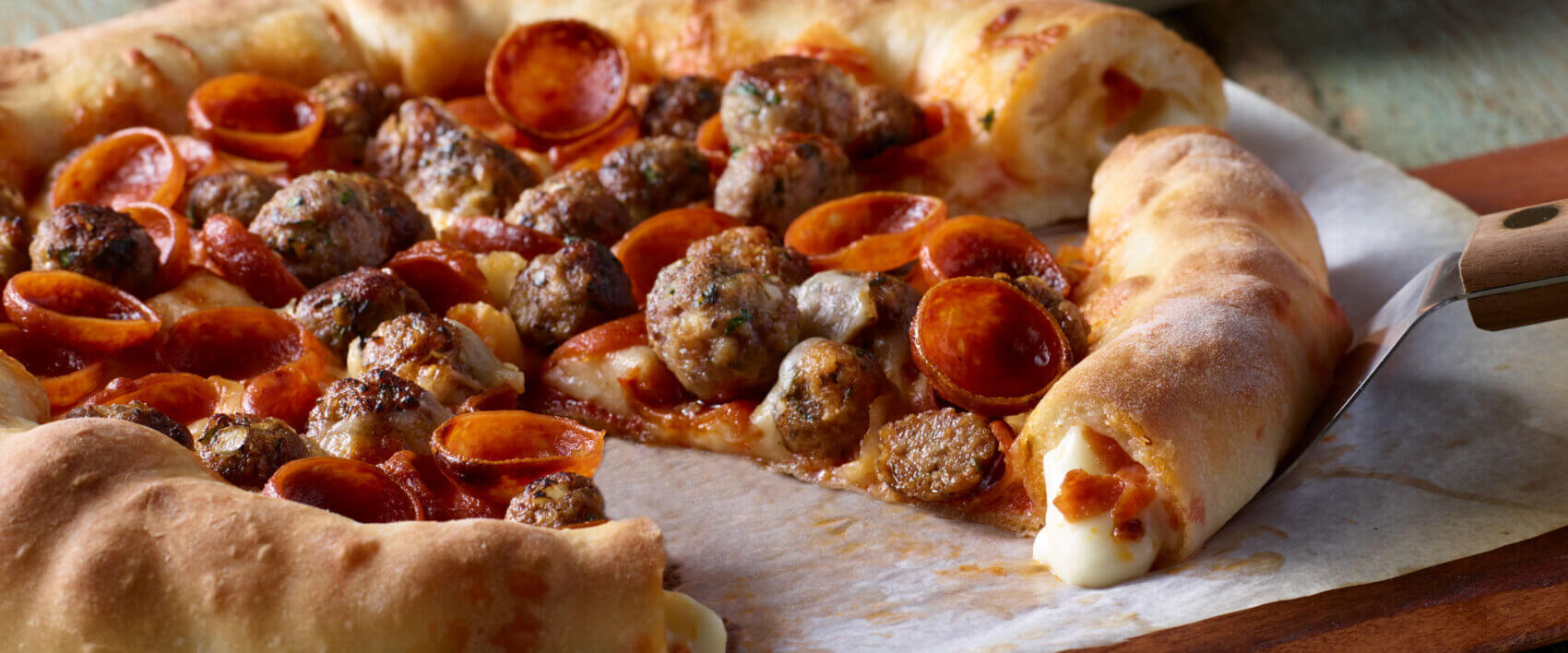 Cup N’ Crisp Stuffed Crust Pizza - HORMEL® Pepperoni